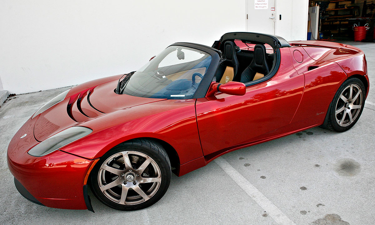Tesla's first Roadster: A look back at the early adopter's EV ...