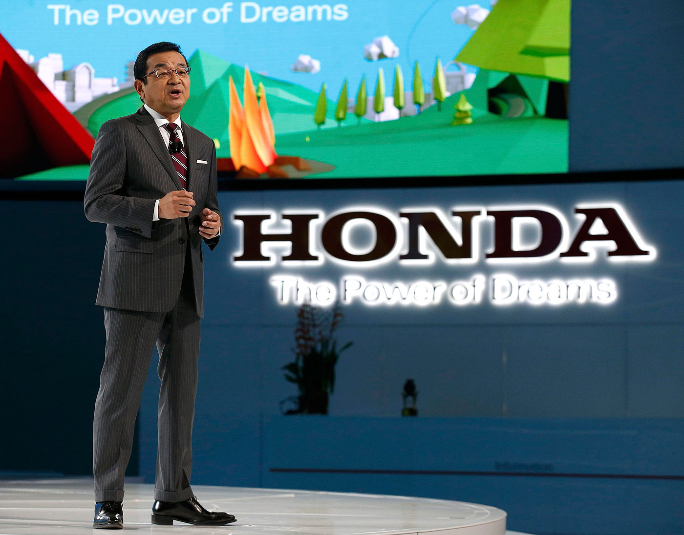 Honda CEO in the house | Automotive News