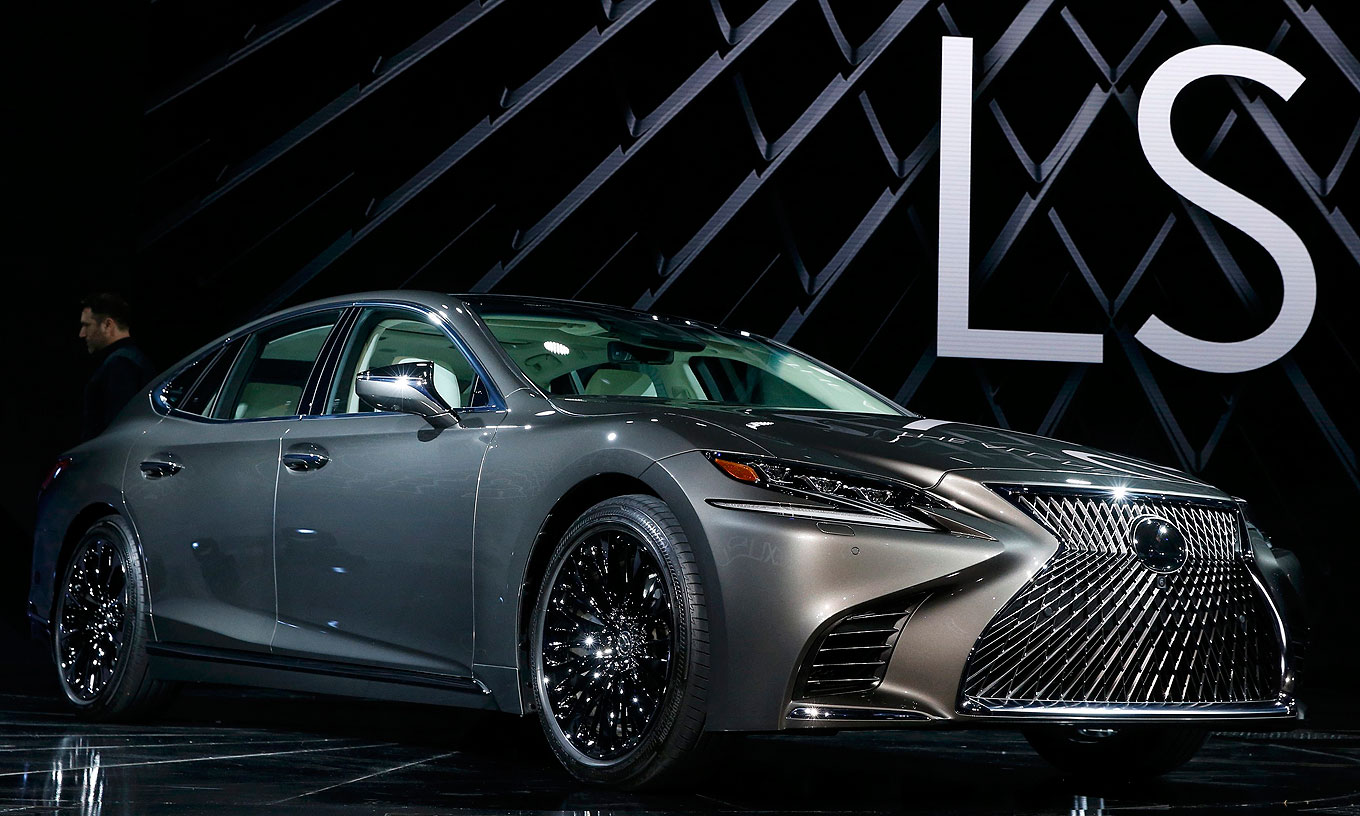 Lexus recasts LS flagship with more power, sportier lines | Automotive News