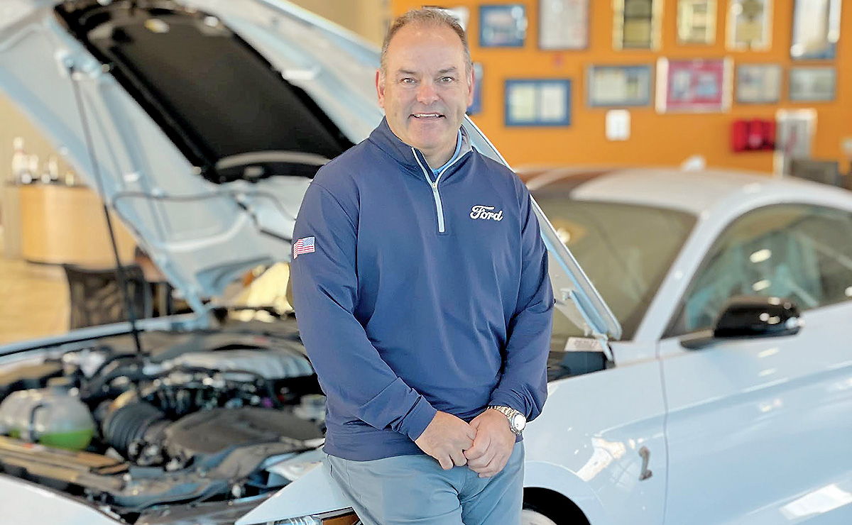 Ford dealers celebrate new-models | Automotive News