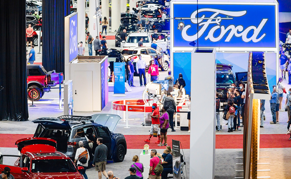 Houston auto show back to normal | Automotive News