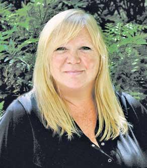 2010-leading-women-Diane-Allen-Nissan-Design-America | Automotive News