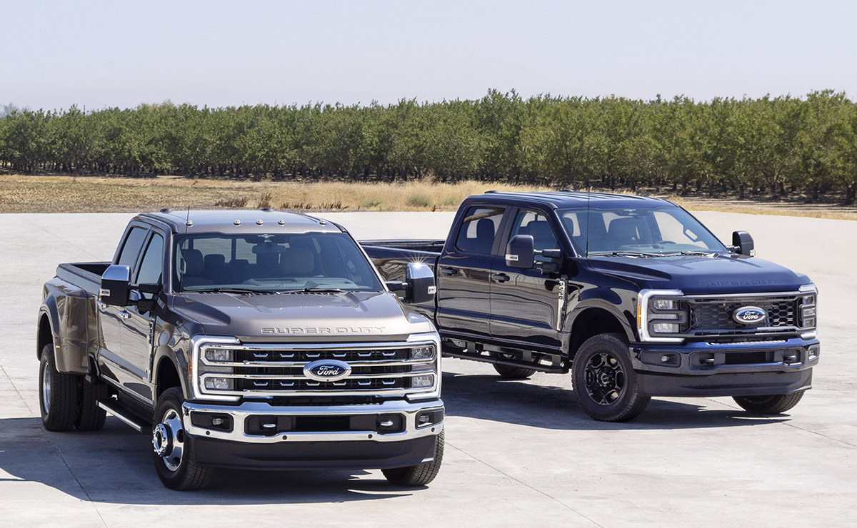 2023 Ford Super Duty boasts amped-up power, towing, tech | Automotive News