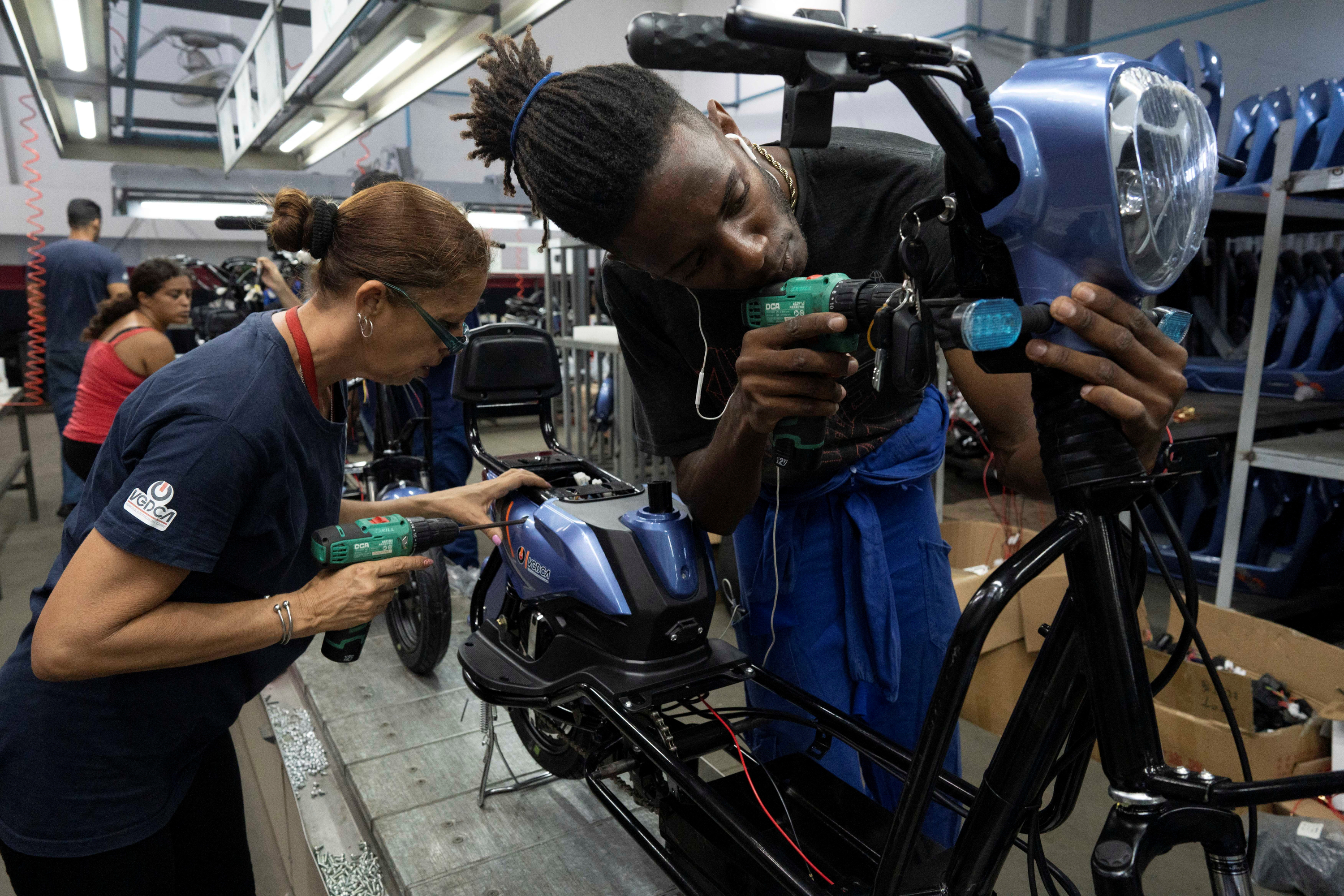 Havana's roads change as Cubans adopt electric bikes, vehicles ...