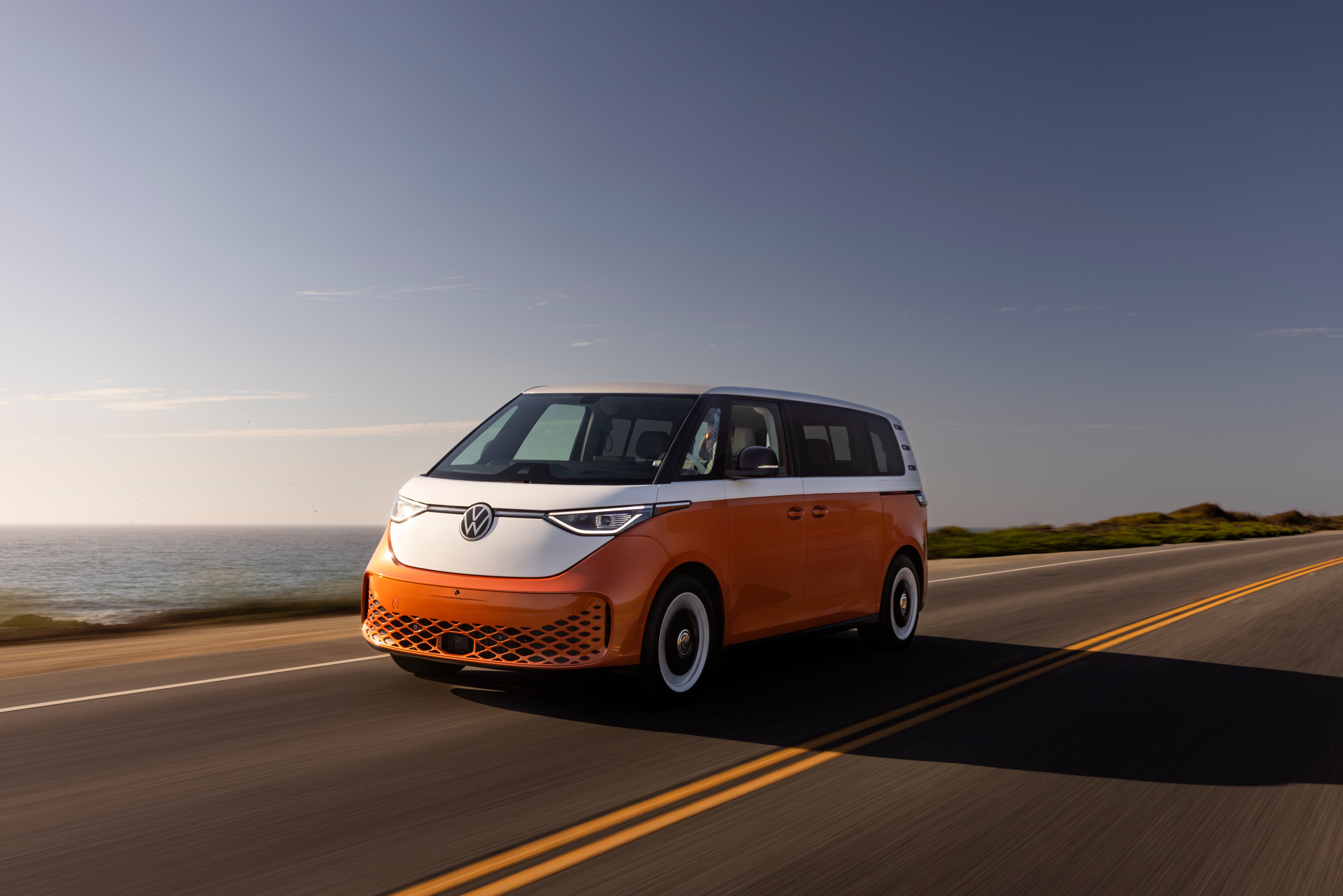 2025 VW ID Buzz reviews: Heavy on the road, light on the range ...