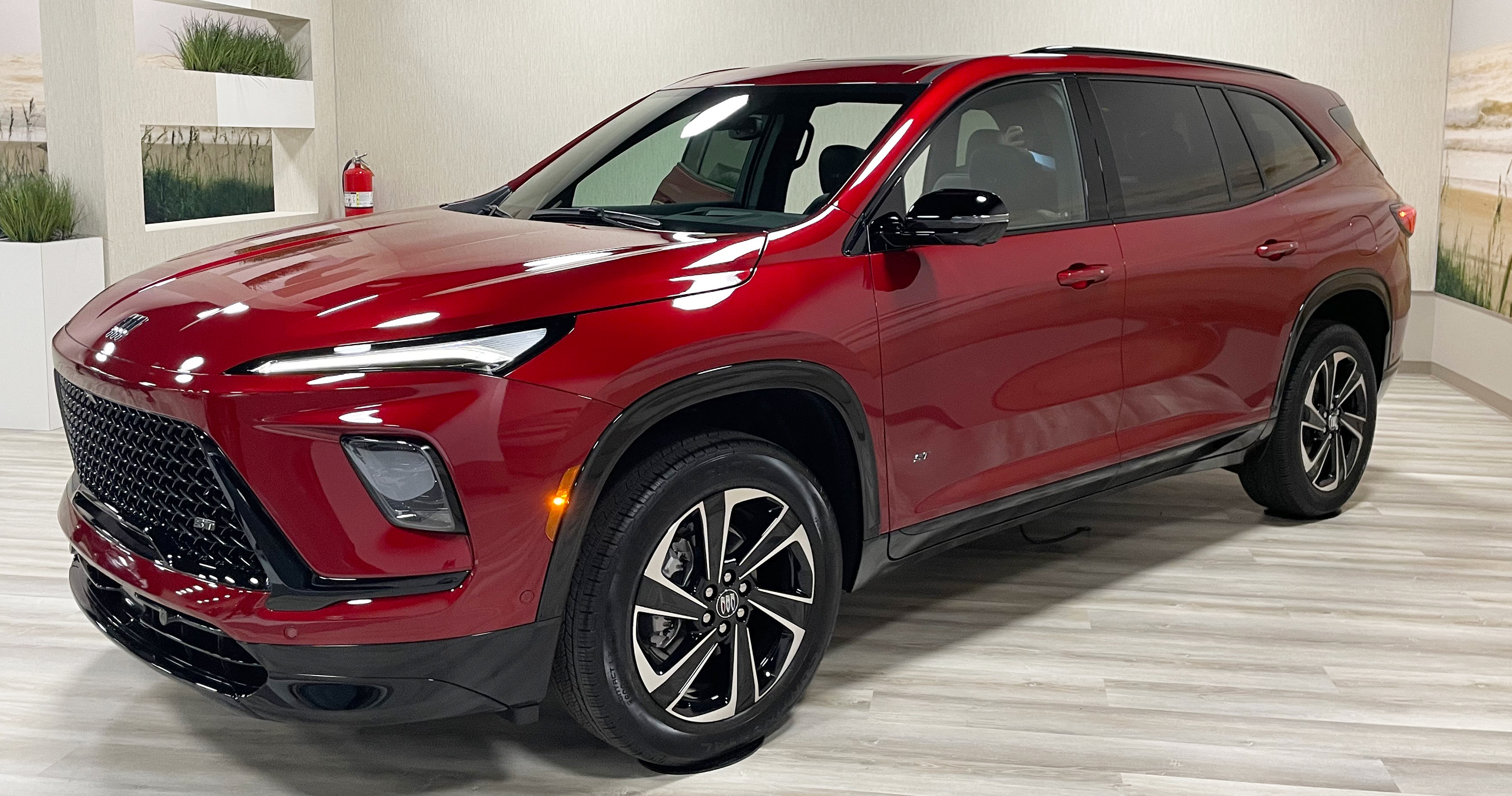 2025 Buick Enclave redesigned with new powertrain, 30-inch screen ...