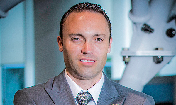 In battle of midsize pickups, a new Frontier | Automotive News