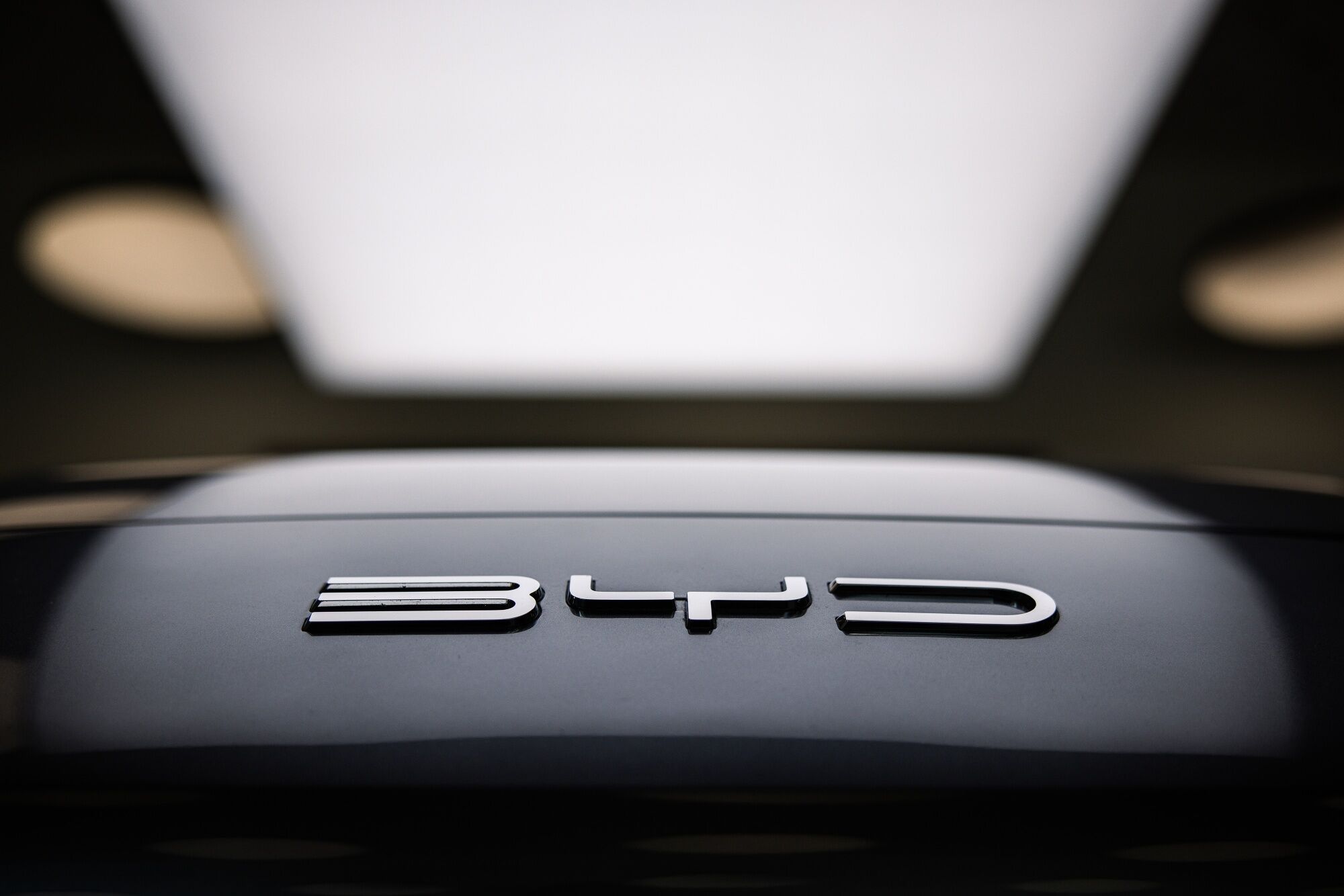 BYD unveils new hybrid powertrain with ultra-long range | Automotive News