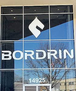 Bordrin skips flash, keeps real-car focus | Automotive News