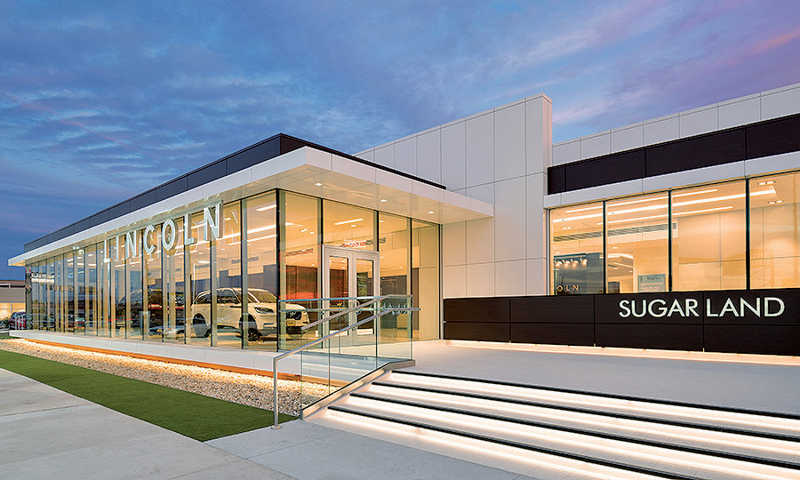 Lincoln sales boosted by standalone showrooms | Automotive News