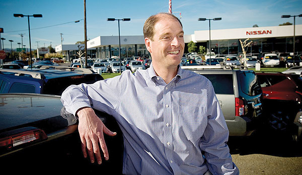 Detroit dealers rev up for Calif. clash | Automotive News