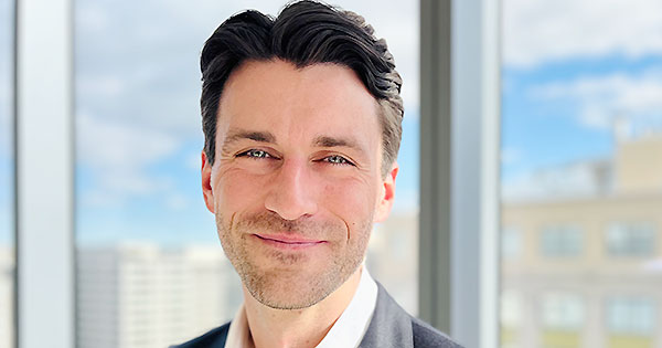 Mercedes High-Power Charging CEO wants to end EV charging anxiety ...