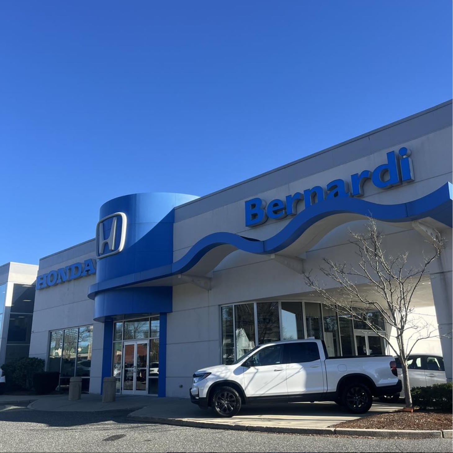 Honda car dealer in Massachusetts rewards tenured employees ...