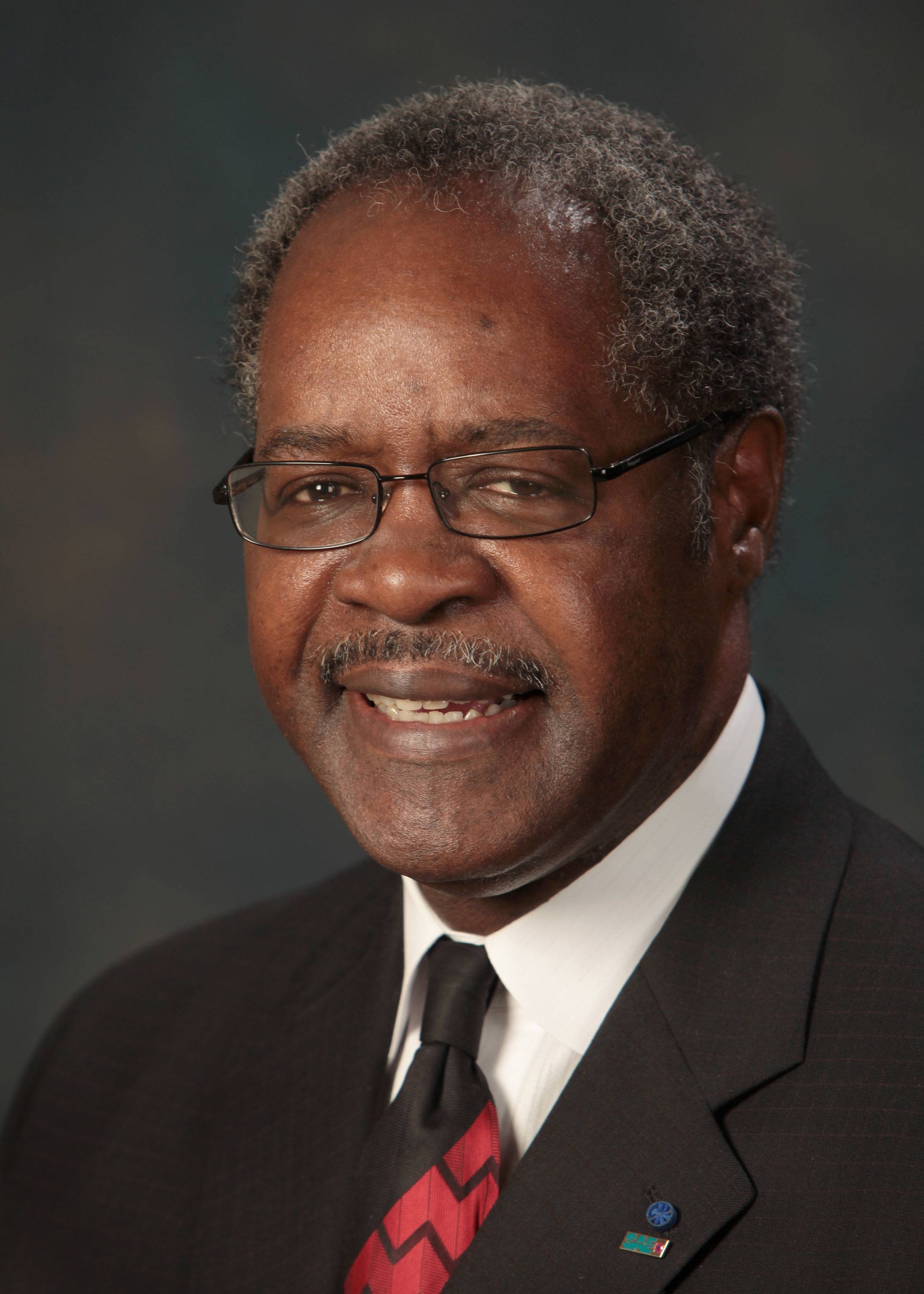 2018-Judges-Dr.-Andrew-Brown-Jr. | Automotive News