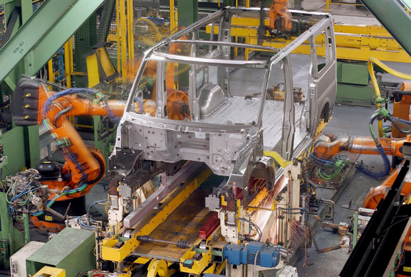 Supplier IAC says size matters more than ever | Automotive News