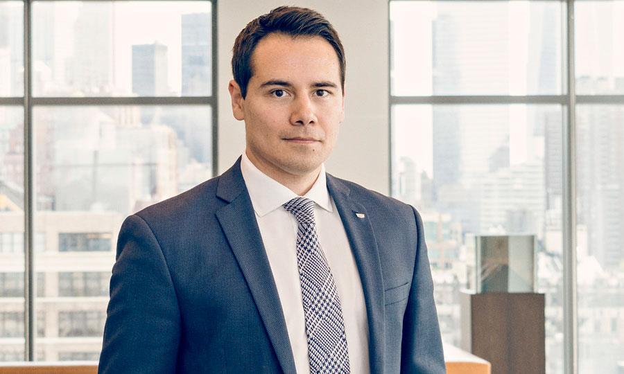 2017-Rising Star-Chas-Murphy | Automotive News