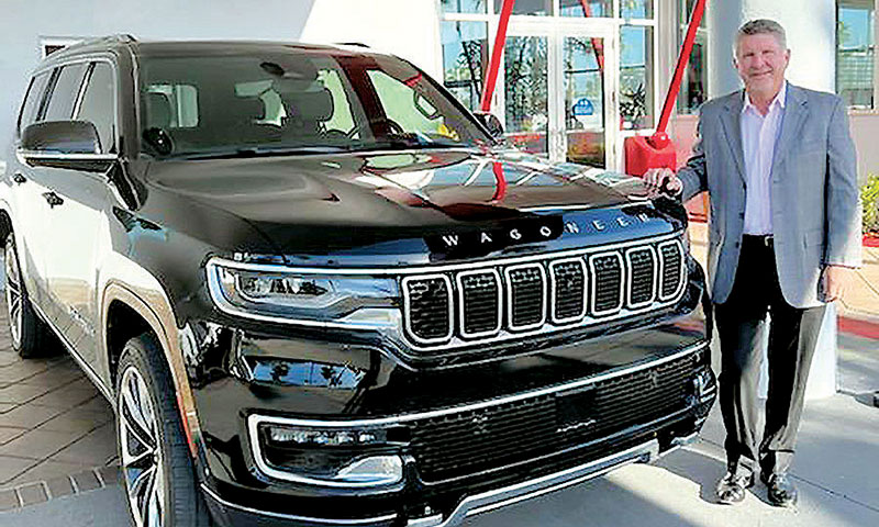 Dealers using Stellantis' new U.S. captive finance arm | Automotive News