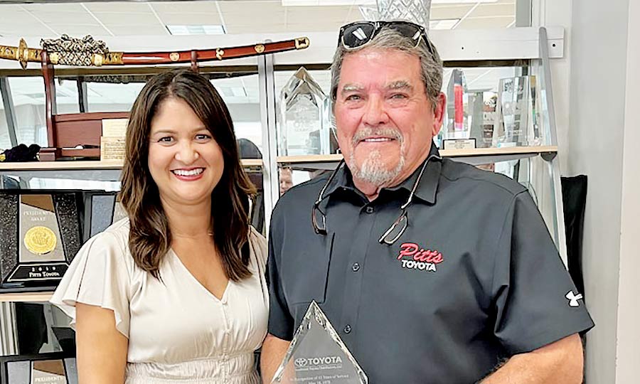 Dealer anniversaries | Automotive News