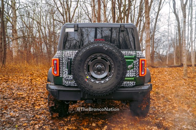 Ford Bronco Everglades breaks cover in camo | Automotive News