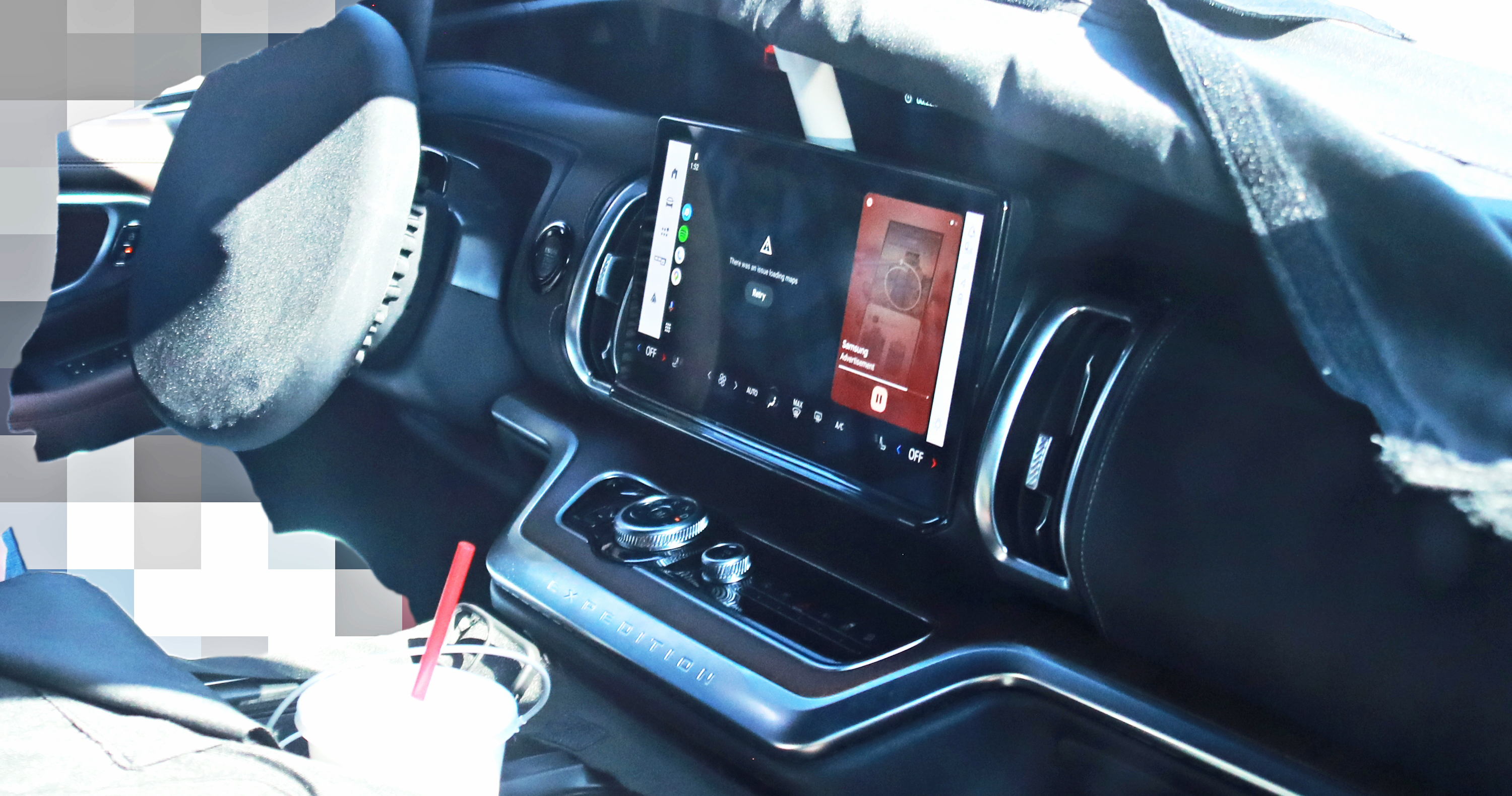 2025 Ford Expedition spied with panoramic display | Automotive News