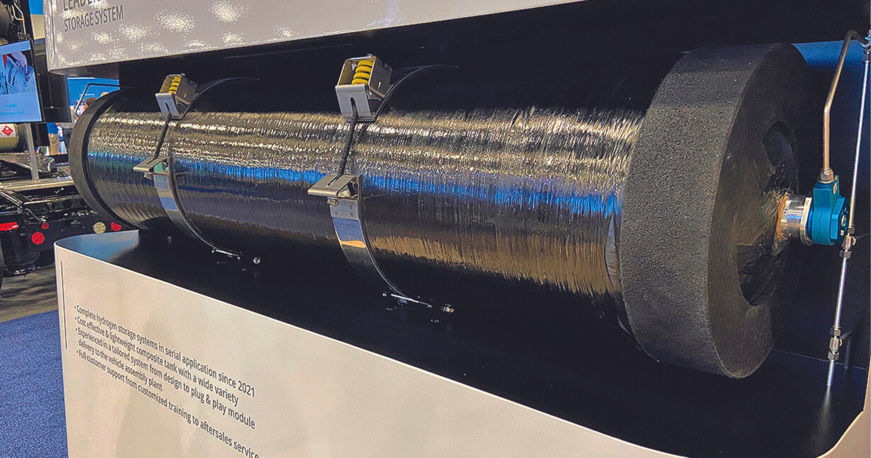 Forvia's hydrogen tanks lower costs, add range to Class 8 trucks ...