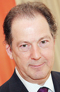 Chamco's 'consultant' is forced into limelight | Automotive News