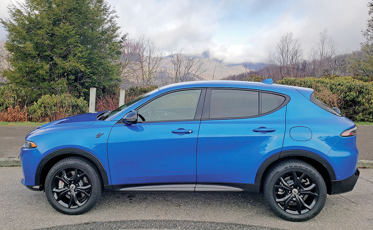 2024 Dodge Hornet crossover's foundation: Alfa Romeo Tonale ...
