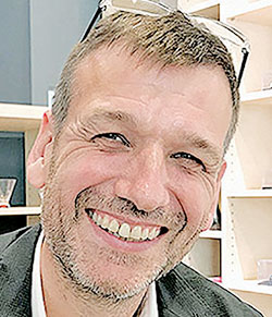 Toyota ponders a plug-in, fuel cell, even electric Land Cruiser ...