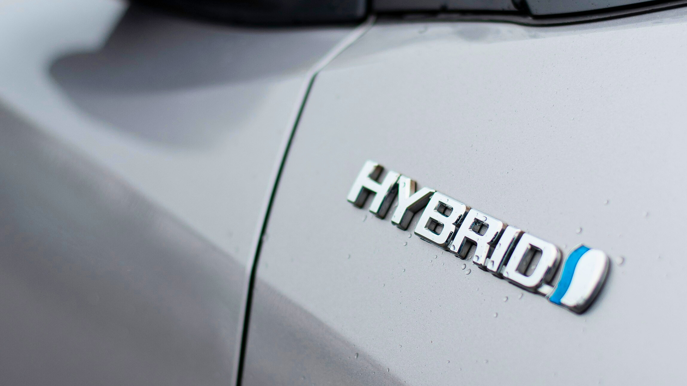Tough week for EVs, but not electrification | Automotive News