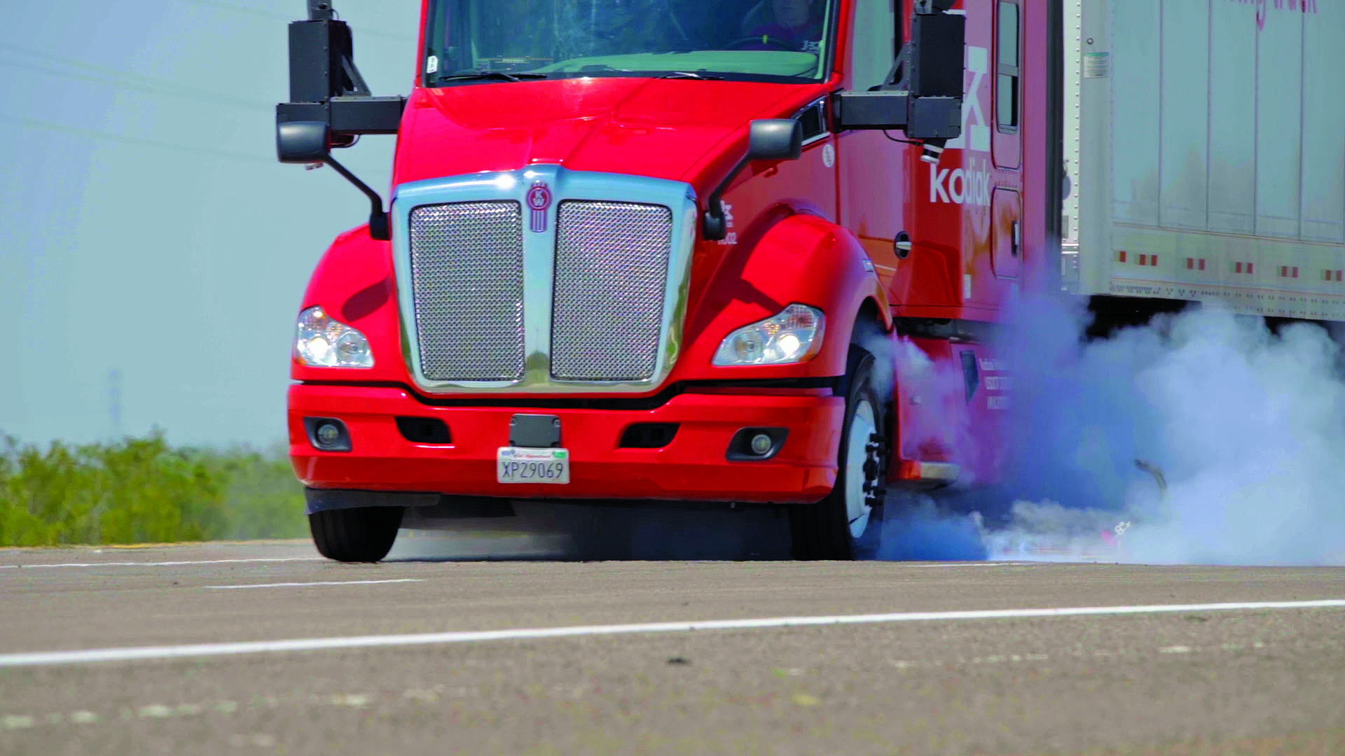 Kodiak Robotics shows what happens when self-driving big rigs blow ...