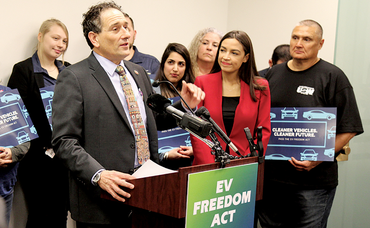 Congressman Andy Levin is all-in on EVs | Automotive News