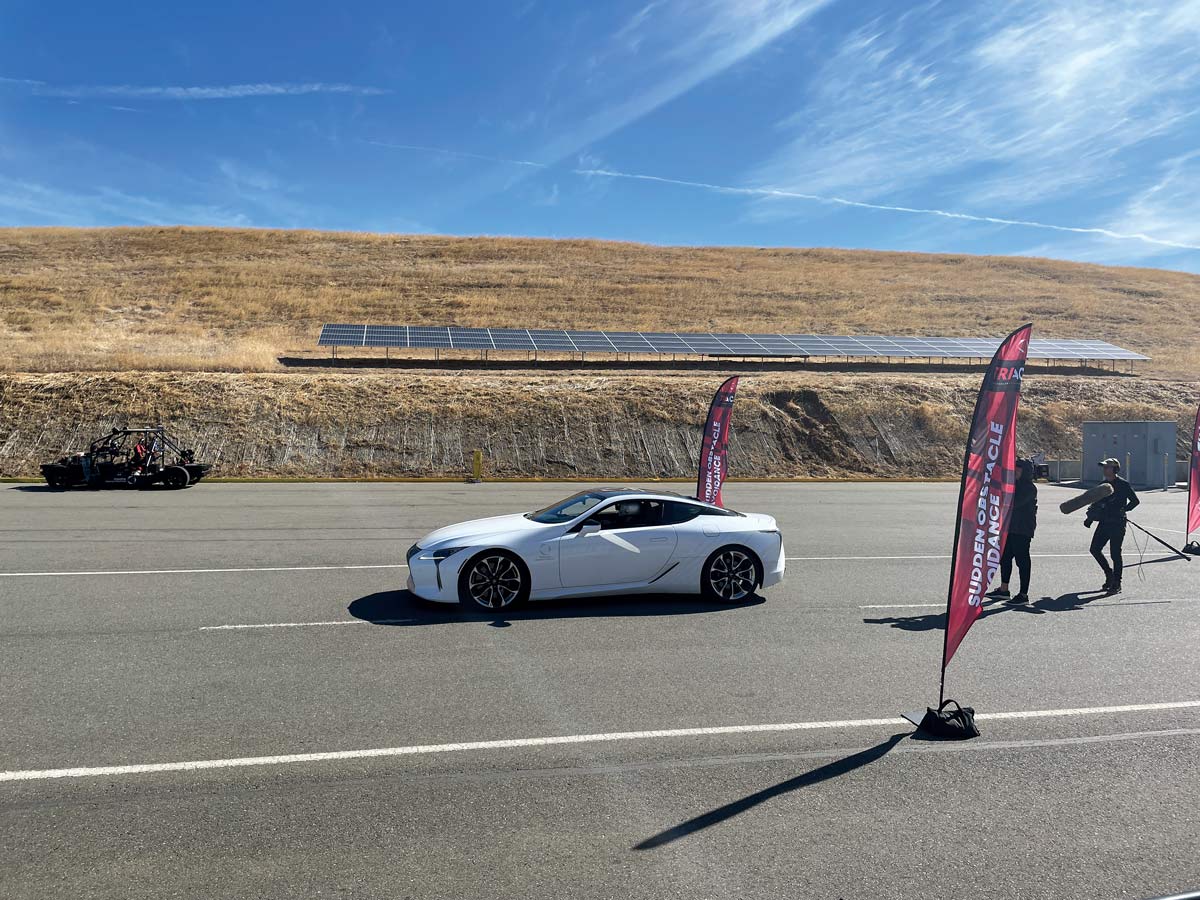 A luxury van? Lexus says yes with LM 350 | Automotive News