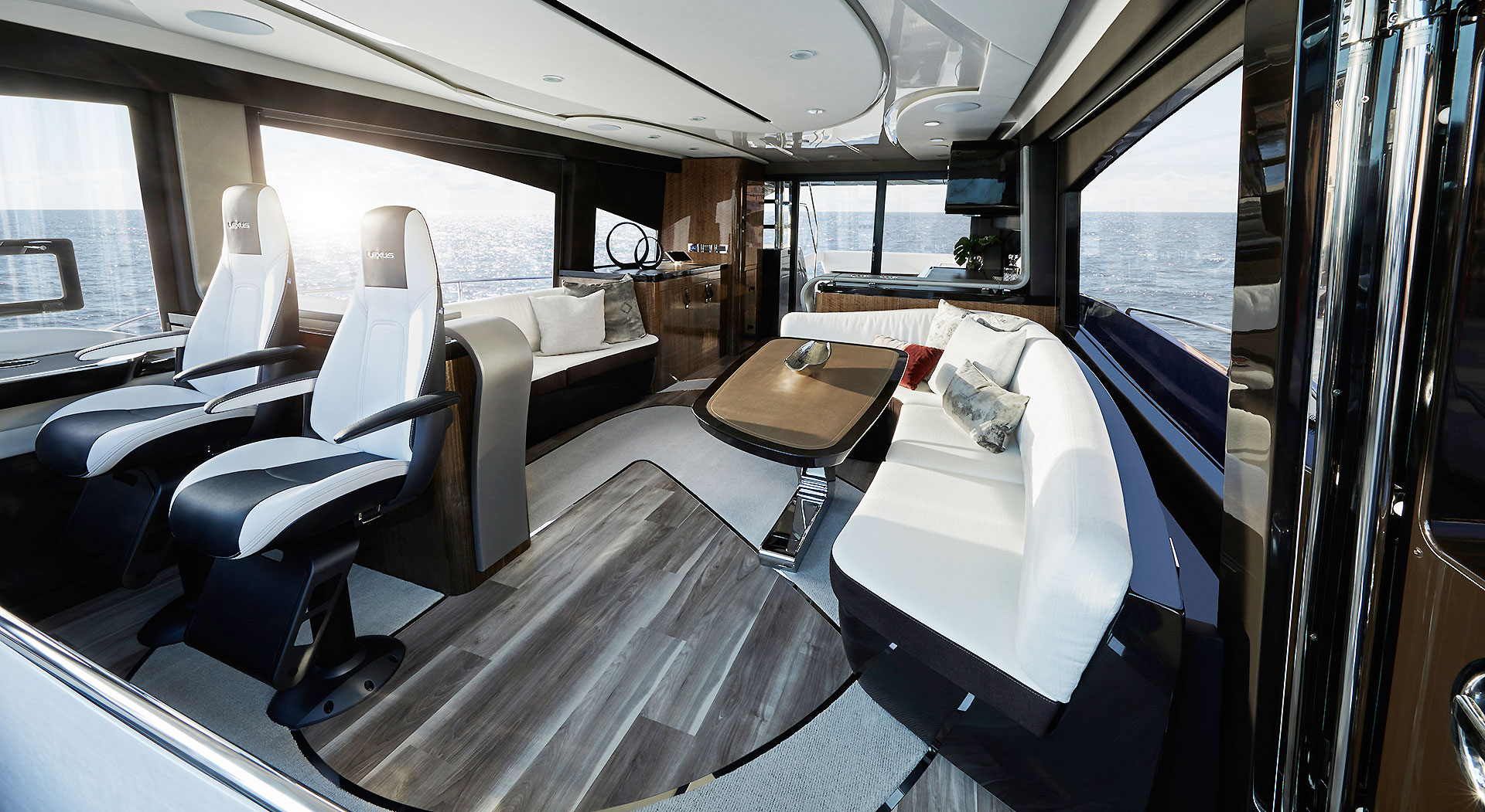Lexus floats a new boat: Luxury yacht stickering for $5 million ...