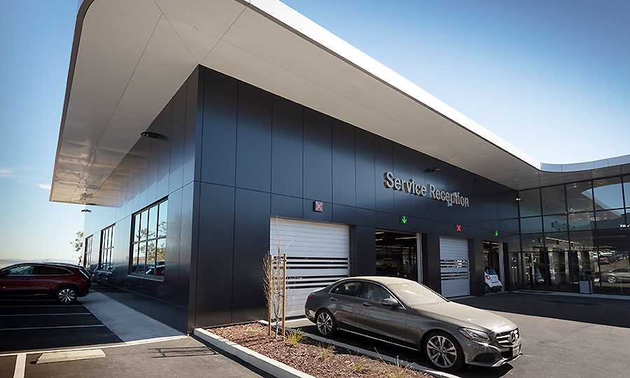 Mercedes rolls out digital-focused dealership redesign | Automotive News