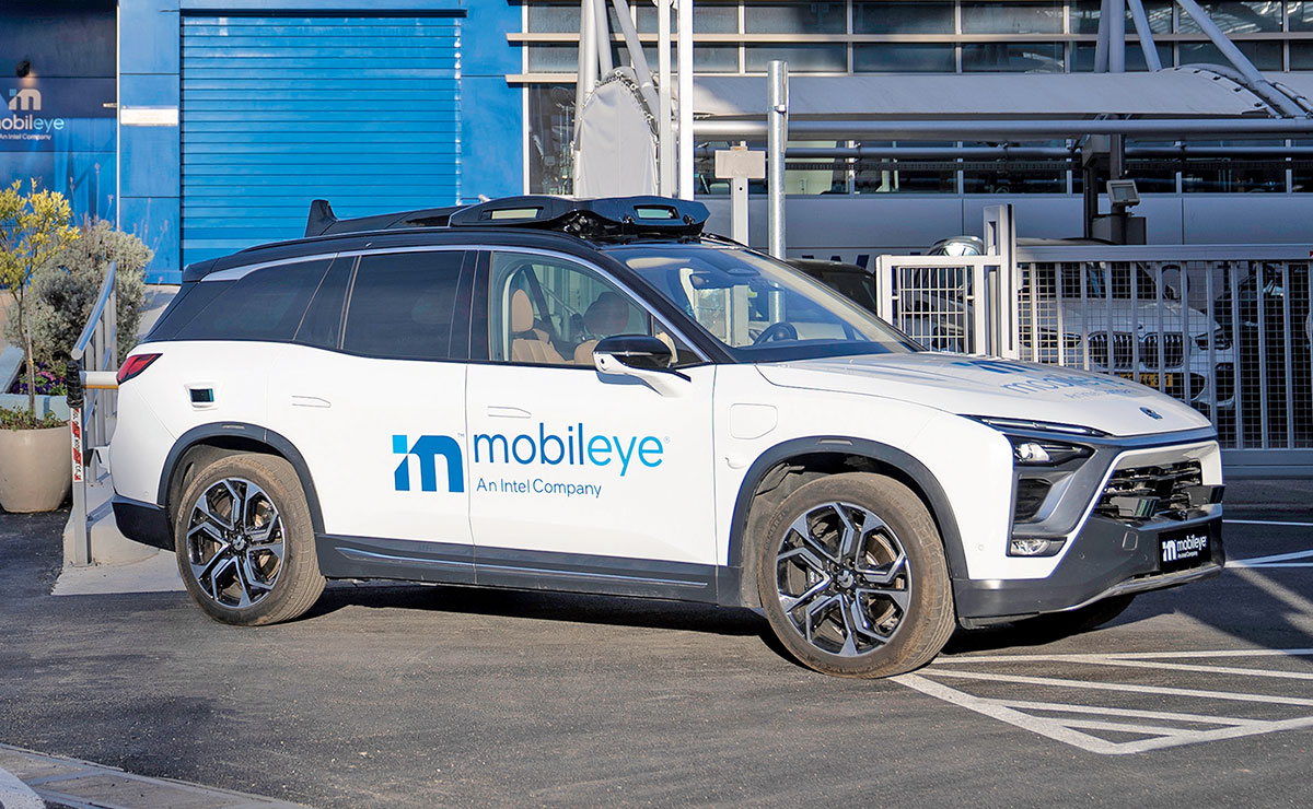 Robotaxis are still a long way from the finish line | Automotive News