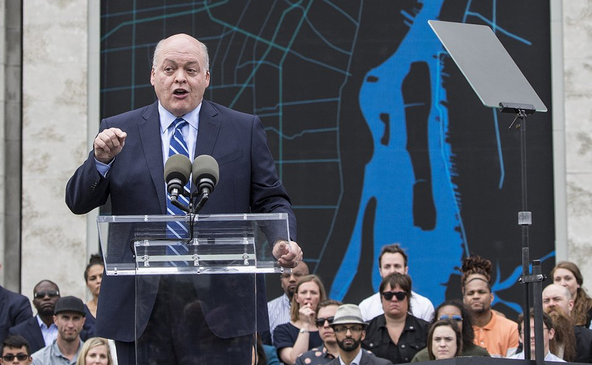 Ford CEO Hackett wanted to 'push the edges' of automaker's office ...