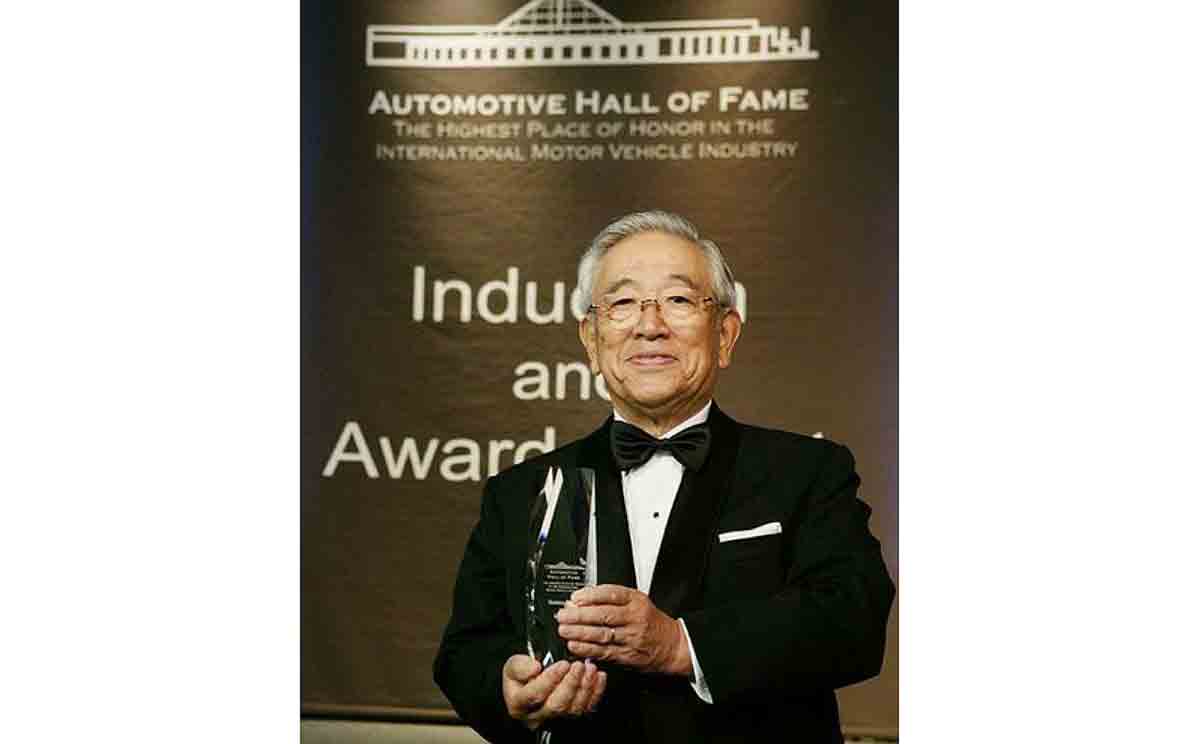 Toyota leader Shoichiro Toyoda dies at 97 | Automotive News