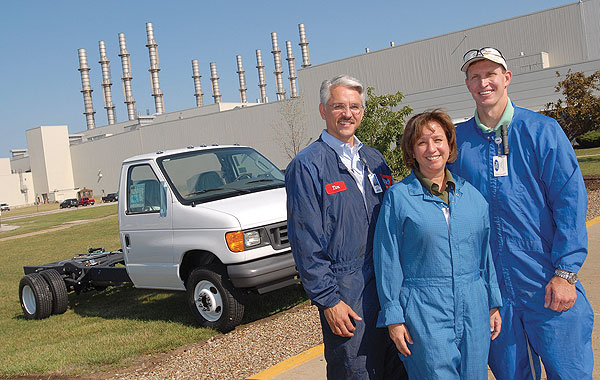 Carmakers giving paint a green makeover | Automotive News