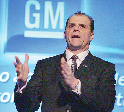Former GM exec LaNeve leaves the (car) door open for a return ...