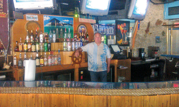 From cars to (selling) cocktails: Auto Nation executive hits the beach ...