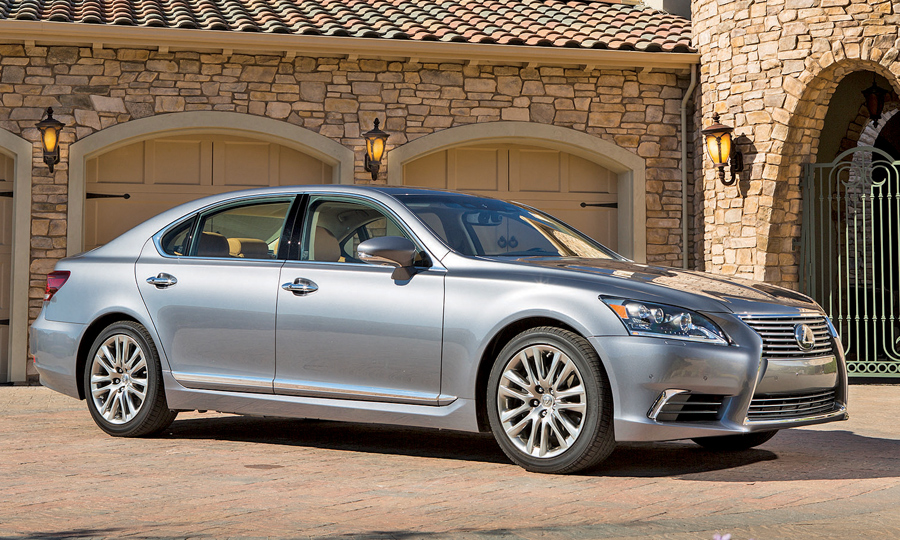 An evolutionary update for Lexus' flagship | Automotive News