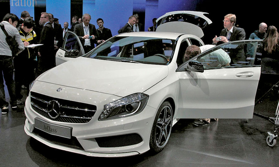 Mercedes' redesigned A class loses boxy look, aims young | Automotive News
