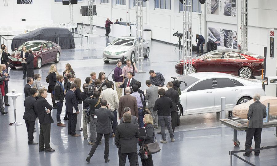 Clay helps bring Lincoln models to life | Automotive News
