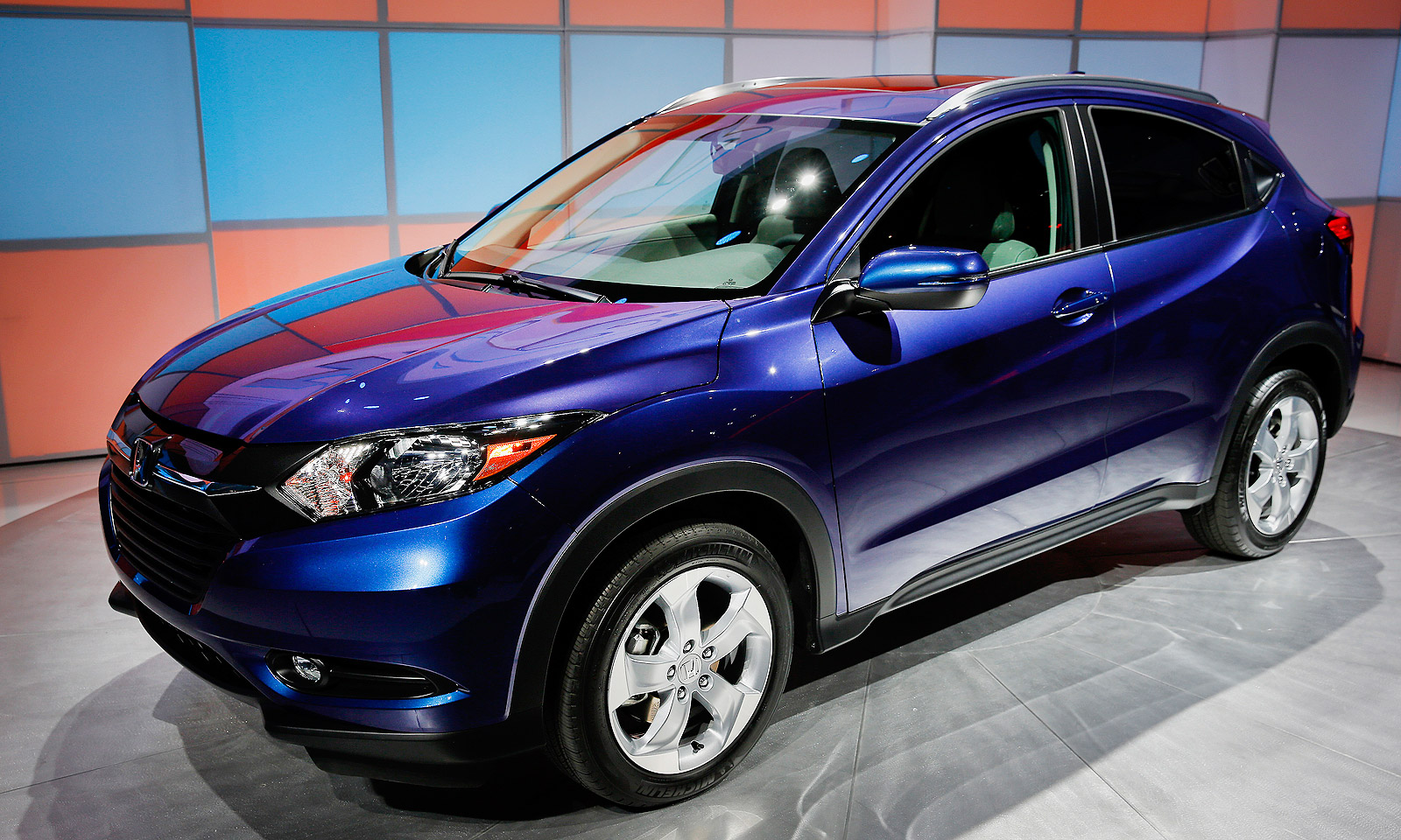 Honda joins small-crossover fray with HR-V | Automotive News