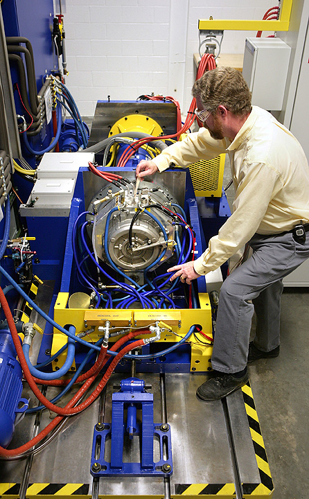 GM will make own motors for hybrids, EVs | Automotive News