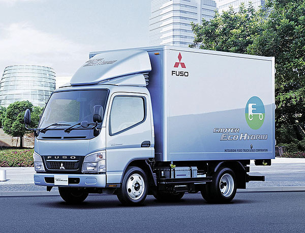 Daimler calls on Japanese unit for hybrid truck technology | Automotive ...