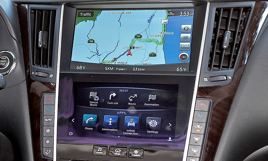 Infotainment bugs bite in reliability survey | Automotive News