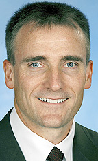 LaSorda picks ally for top post | Automotive News