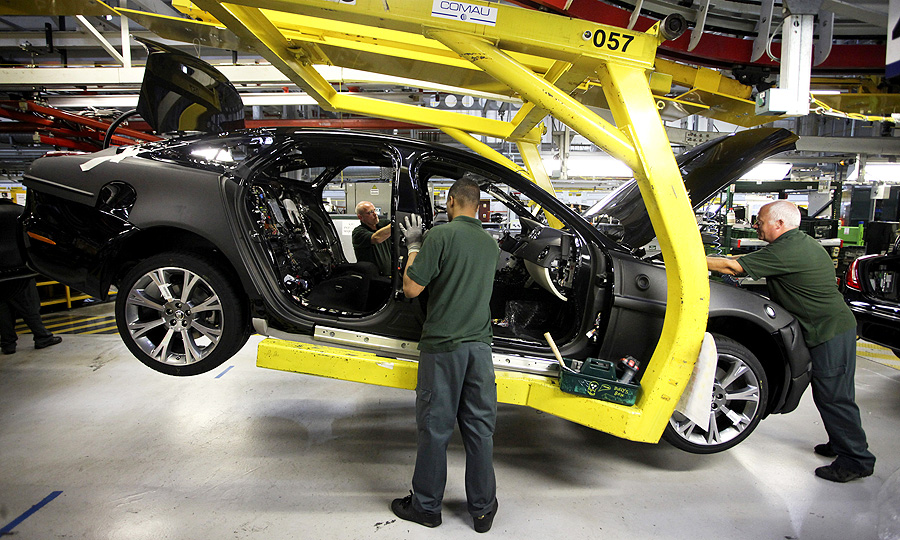 Big test looms for Jaguar Land Rover | Automotive News