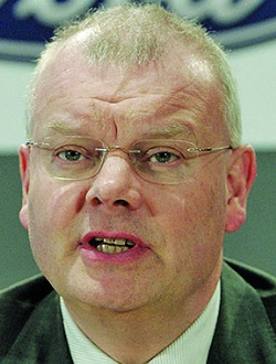 Richard Parry-Jones improved Ford's cars and engineers | Automotive News